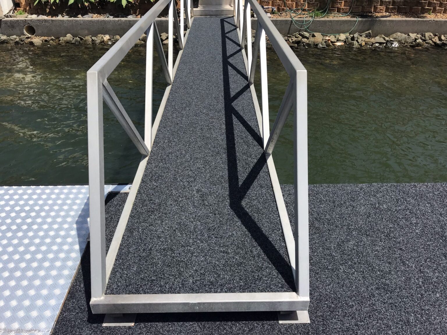 Your Guide To Pontoon Dock Shapes & Design Options